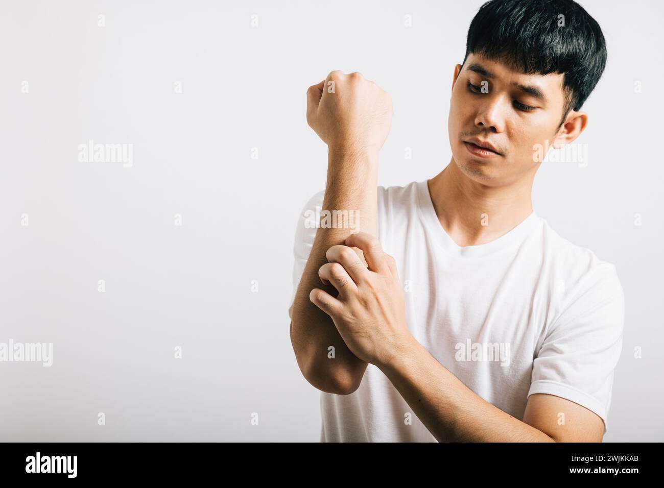 Scratching itchy skin sensitive hi-res stock photography and images - Alamy