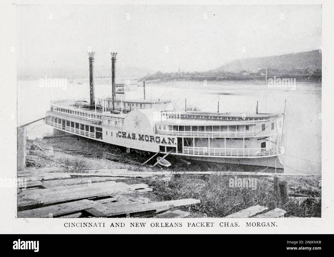 Paddle boat mississippi historical hi-res stock photography and images ...