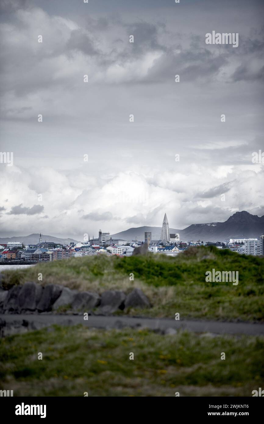 Hallgrimskirkja in reykjavik city hi-res stock photography and images ...
