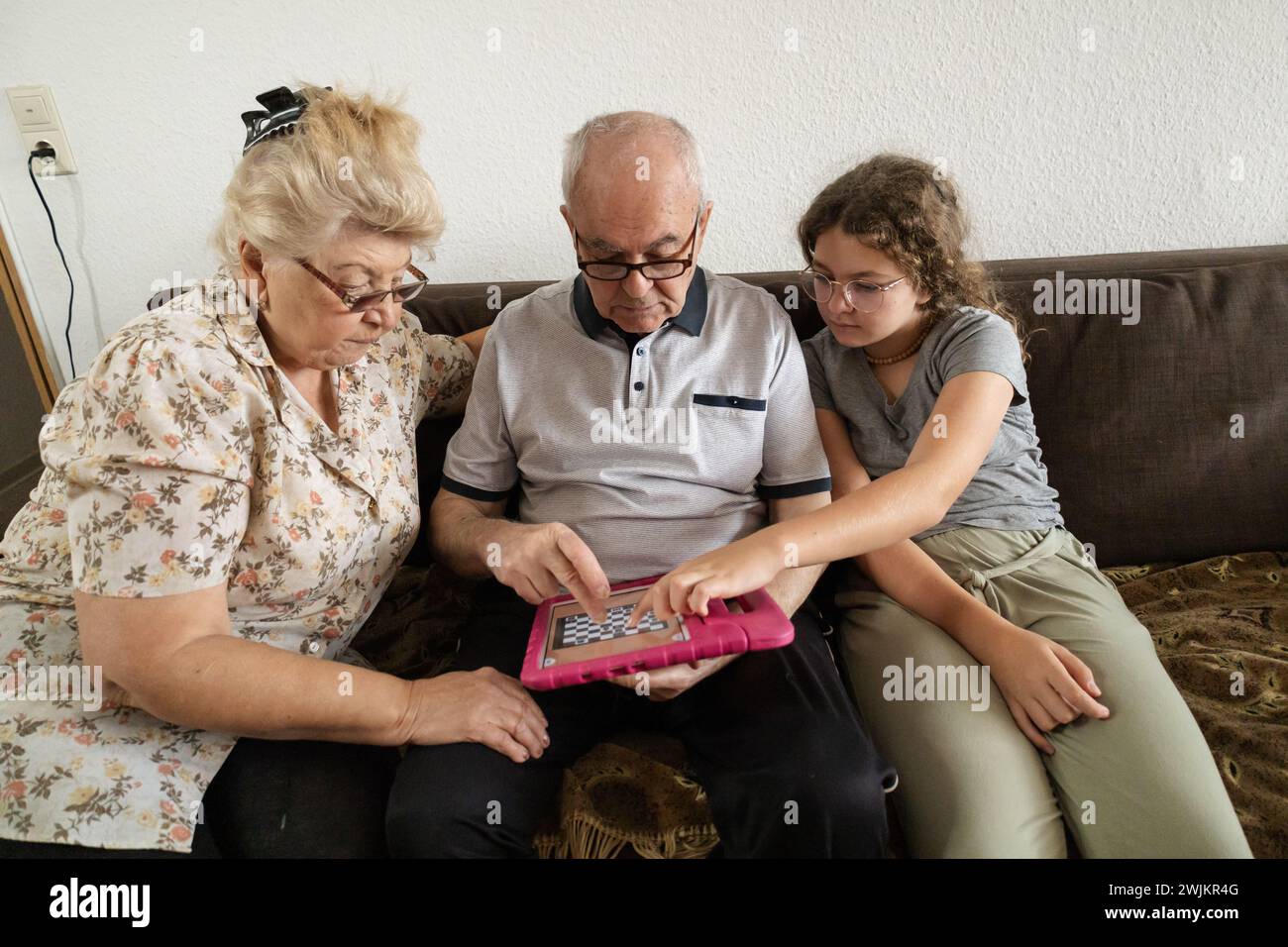 Visit grandparents hi-res stock photography and images - Alamy
