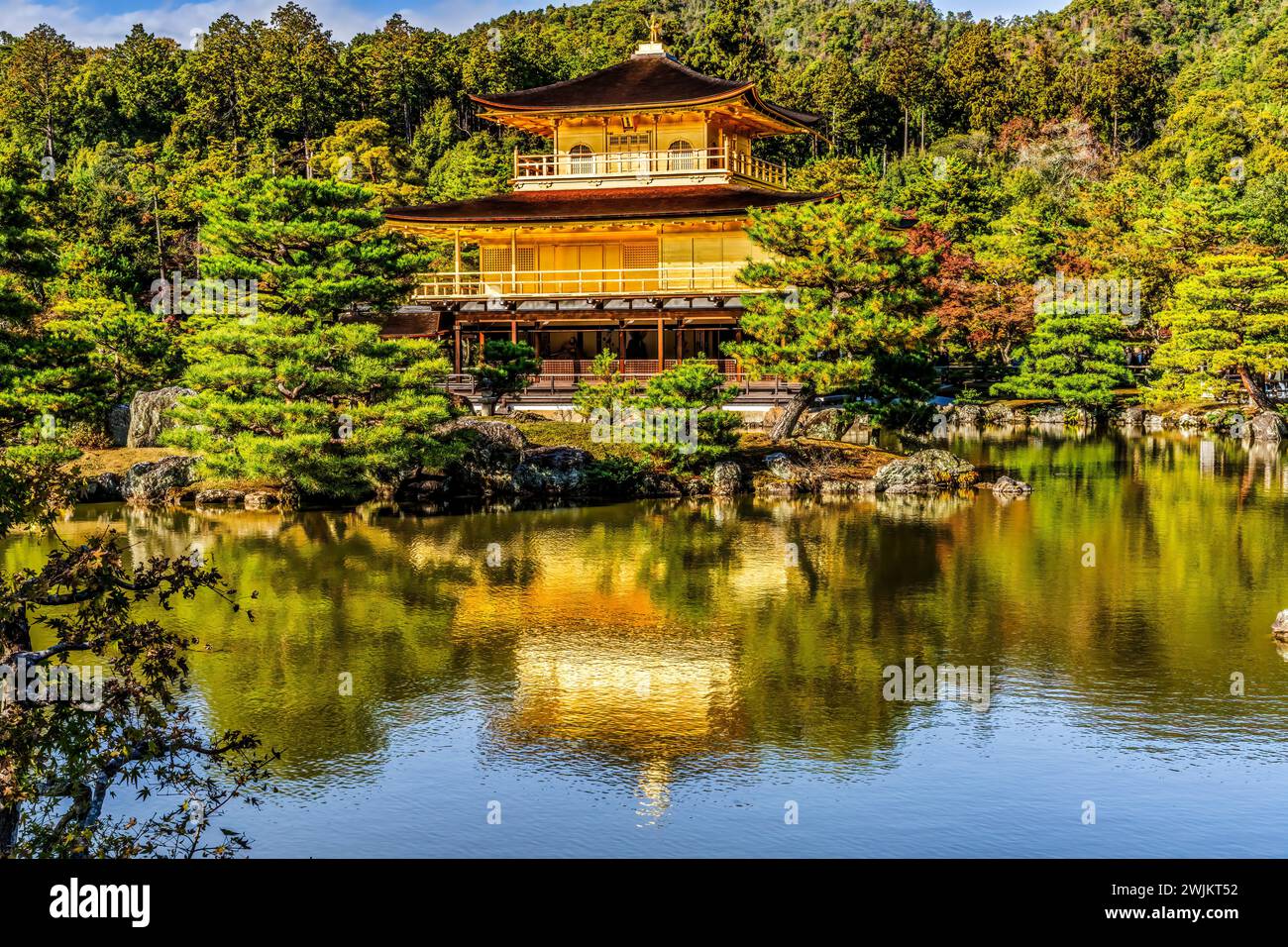 Kinkaku ji golden pavilion hi-res stock photography and images - Alamy