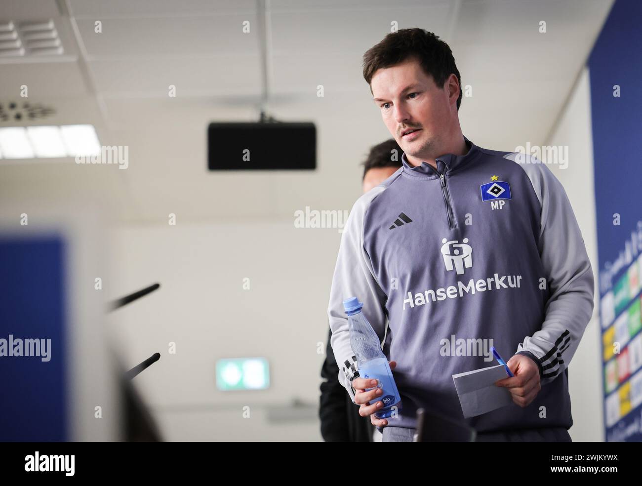 Hamburg, Germany. 16th Feb, 2024. Soccer: Bundesliga 2, press ...