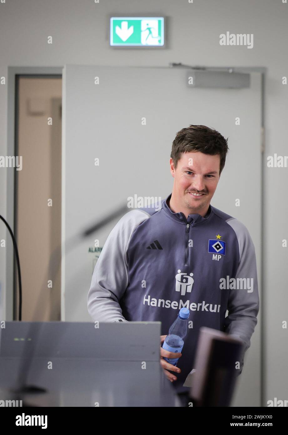 Hamburg, Germany. 16th Feb, 2024. Soccer: Bundesliga 2, press ...