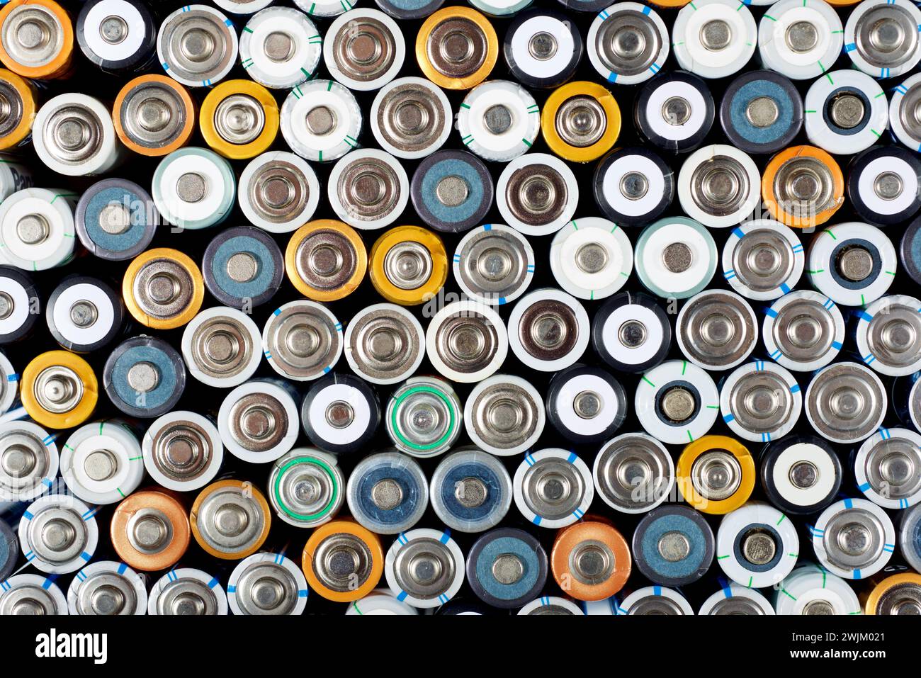 Group of people energy storage hi-res stock photography and images - Alamy