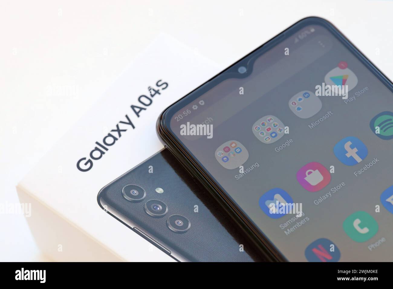 Galaxy a04 hi-res stock photography and images - Alamy