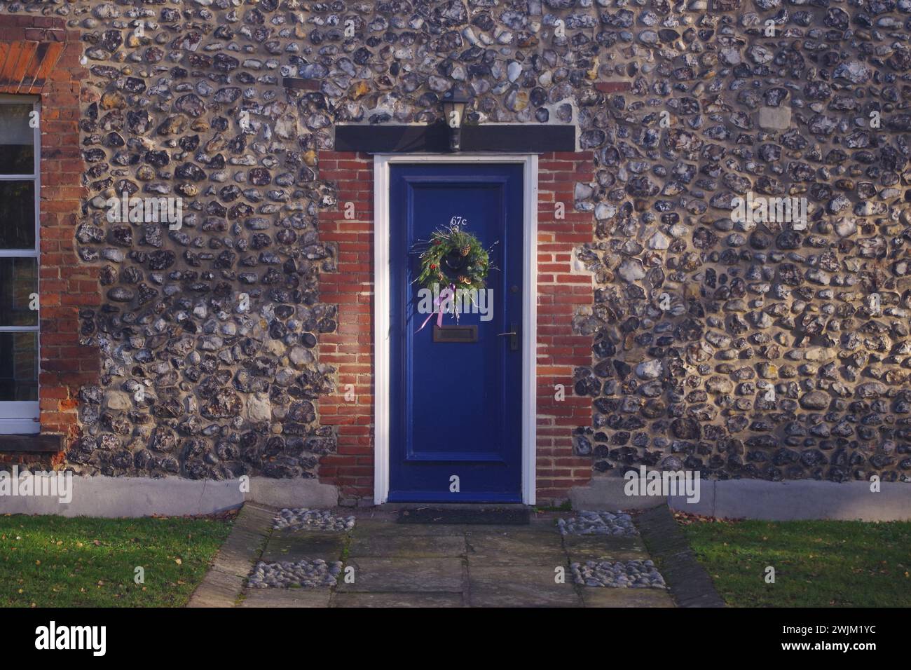 Beautiful english door hi-res stock photography and images - Alamy
