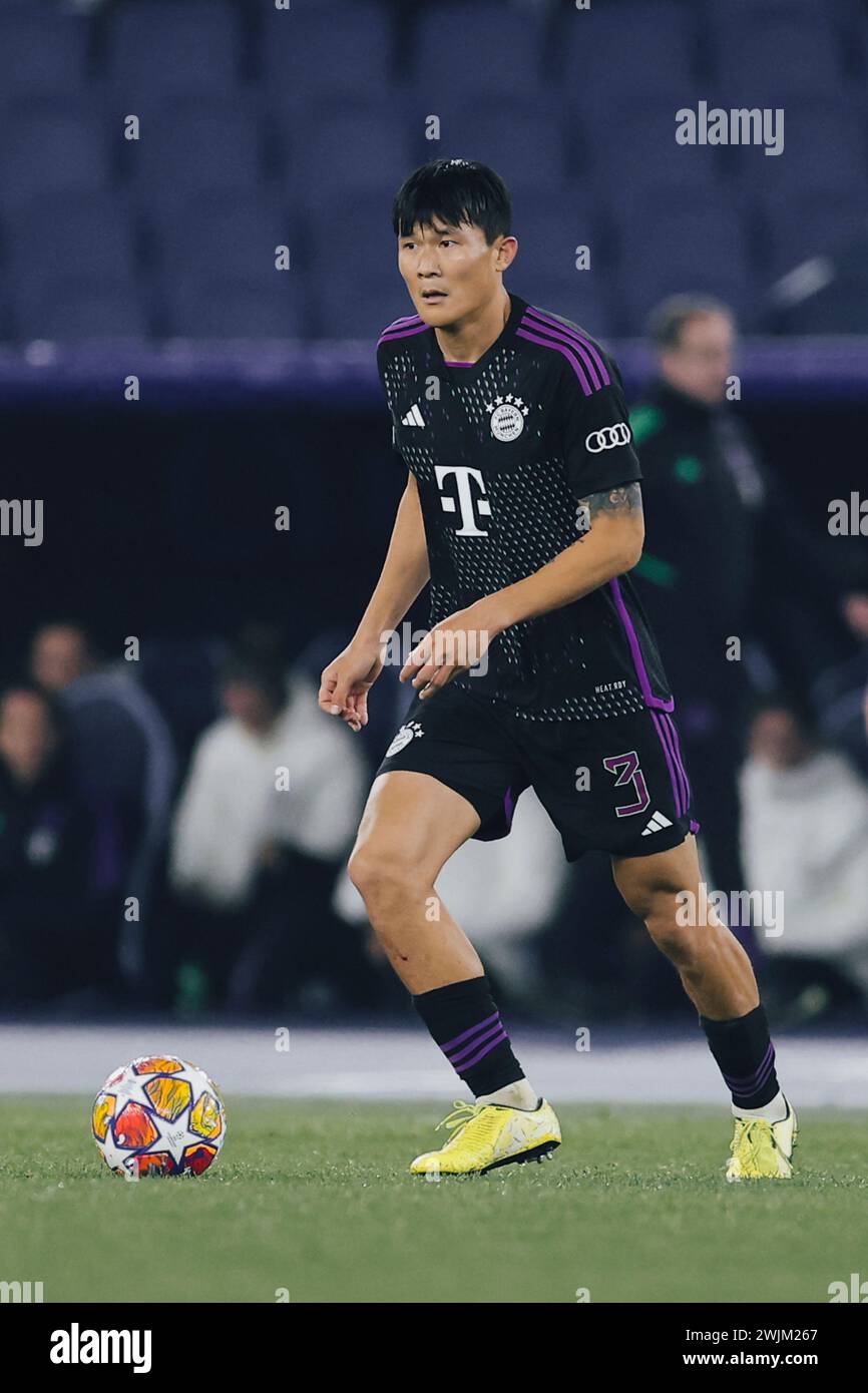 Bayern Munich's Korean defender Kim Min-Jae controls the ball during ...