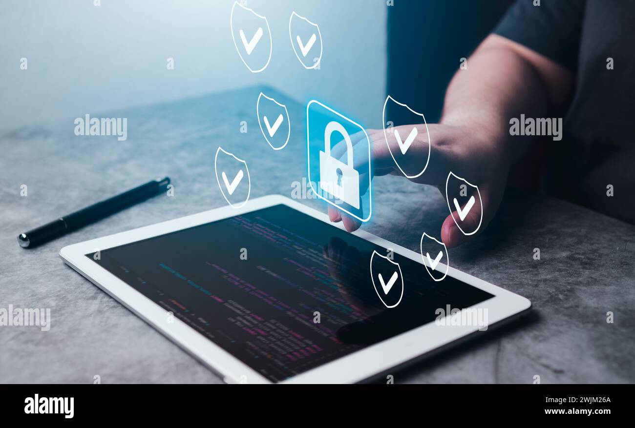 Cybersecurity warning hi-res stock photography and images - Alamy
