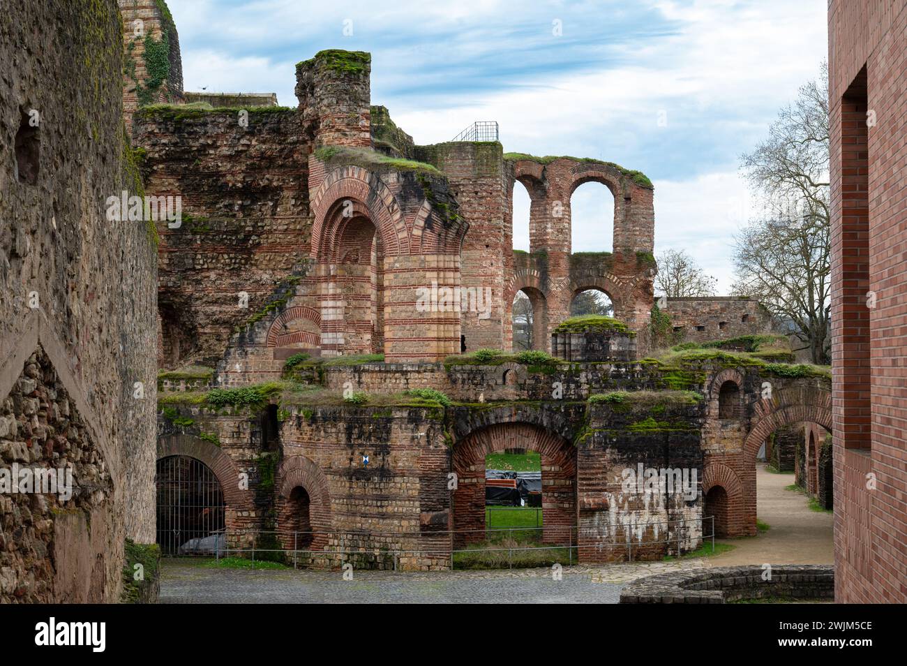 Imperial Baths in the roman city of Trier, ancient ruin Kaiserthermen ...