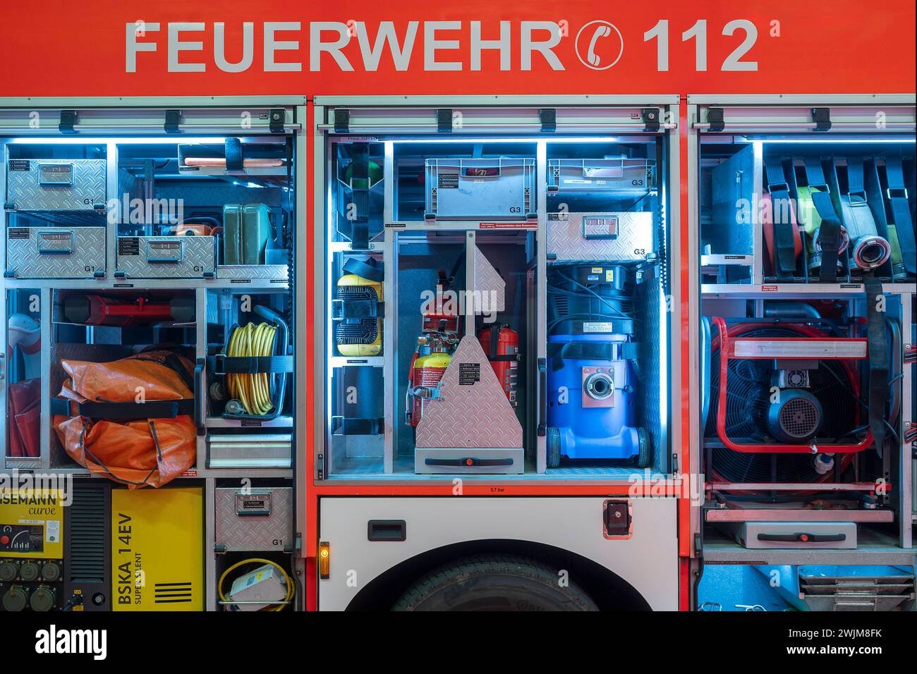 Notfall tools hi-res stock photography and images - Alamy