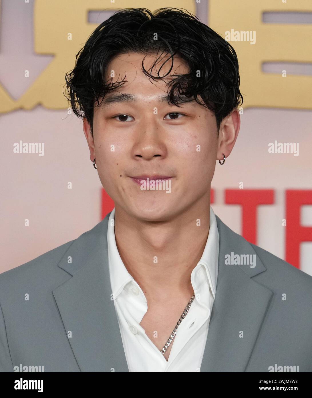 Los Angeles, USA. 15th Feb, 2024. Sam Song Li arrives at the Netflix's ...