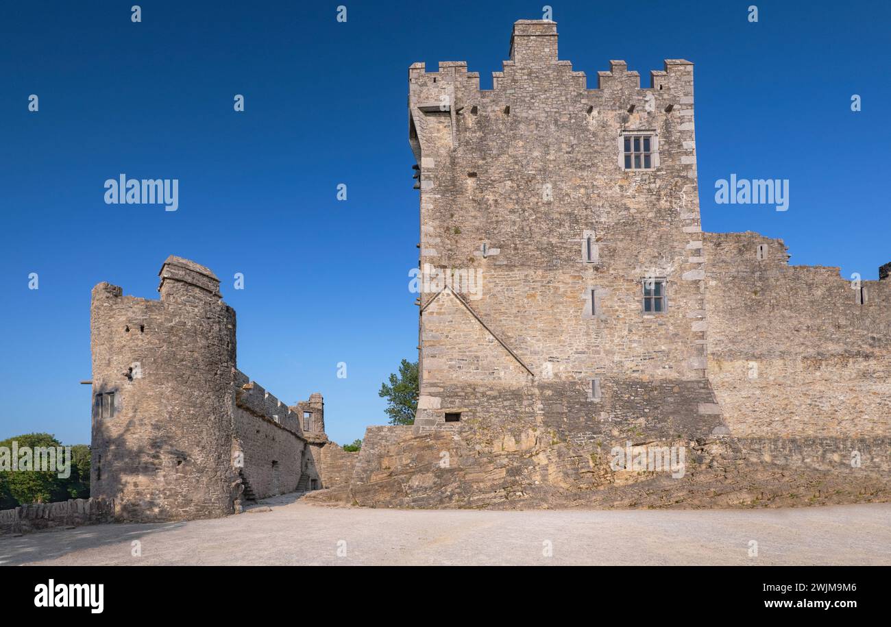 Ireland, County Kerry, Killarney, Ross Castle, 15th-century tower house ...