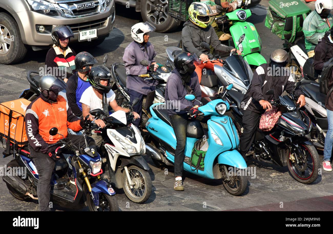 Overhead view of a traffic jam of motorbikes and their drivers at a ...