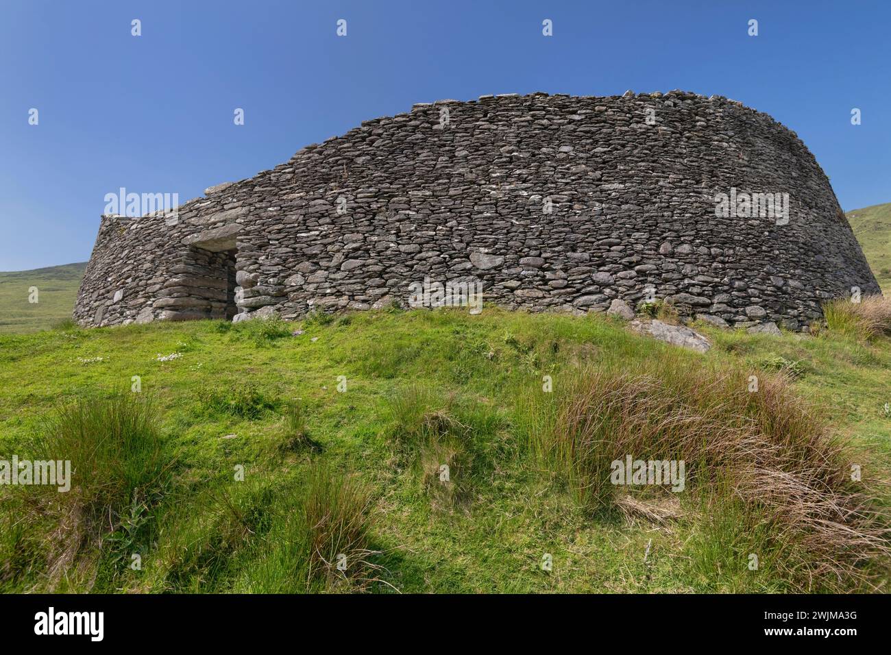 Ireland, County Kerry, Iveragh Peninsula, Ring of Kerry, Castlecove ...