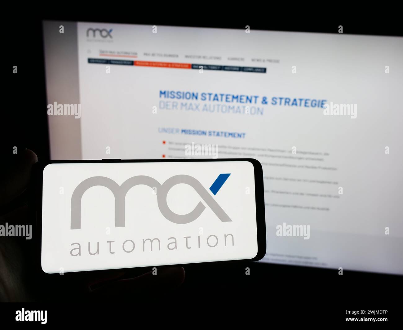 Max automation hi-res stock photography and images - Alamy