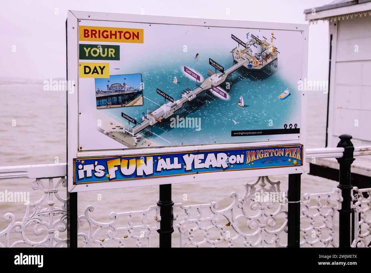 Brighton tourist information hi-res stock photography and images - Alamy