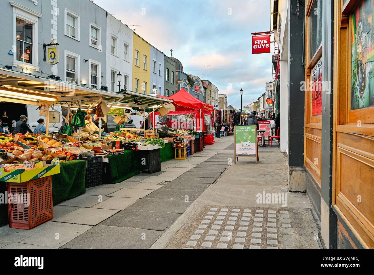 Portobello Road Market, London Stock Photo - Alamy