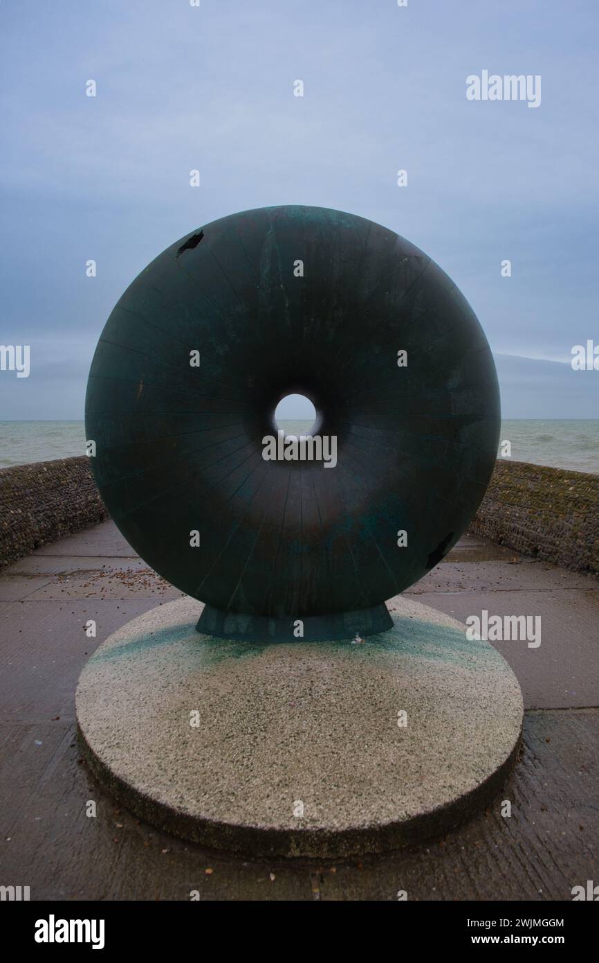 Brighton seafront sculpture hi-res stock photography and images - Alamy