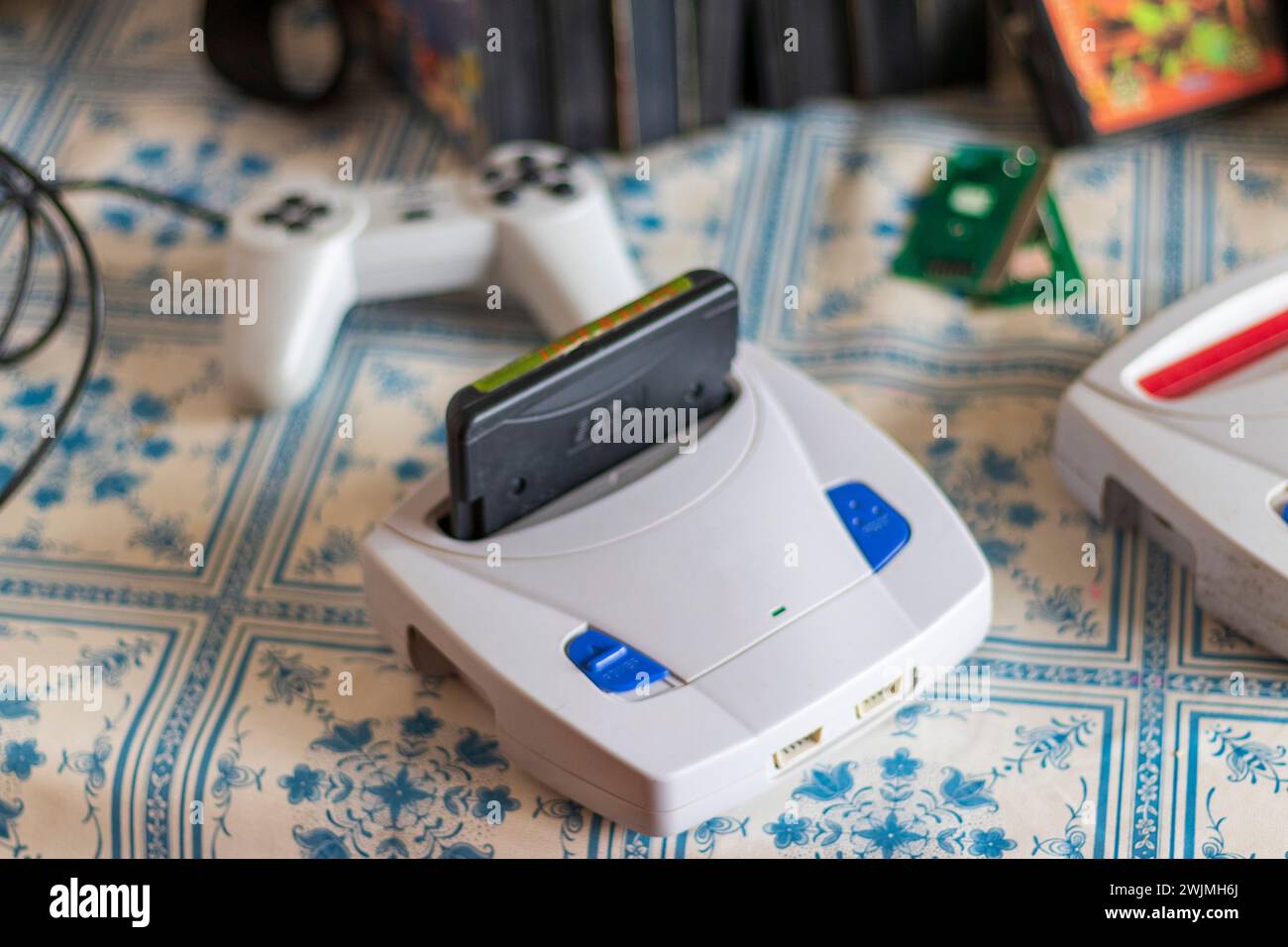 Gaming console display hi-res stock photography and images - Alamy