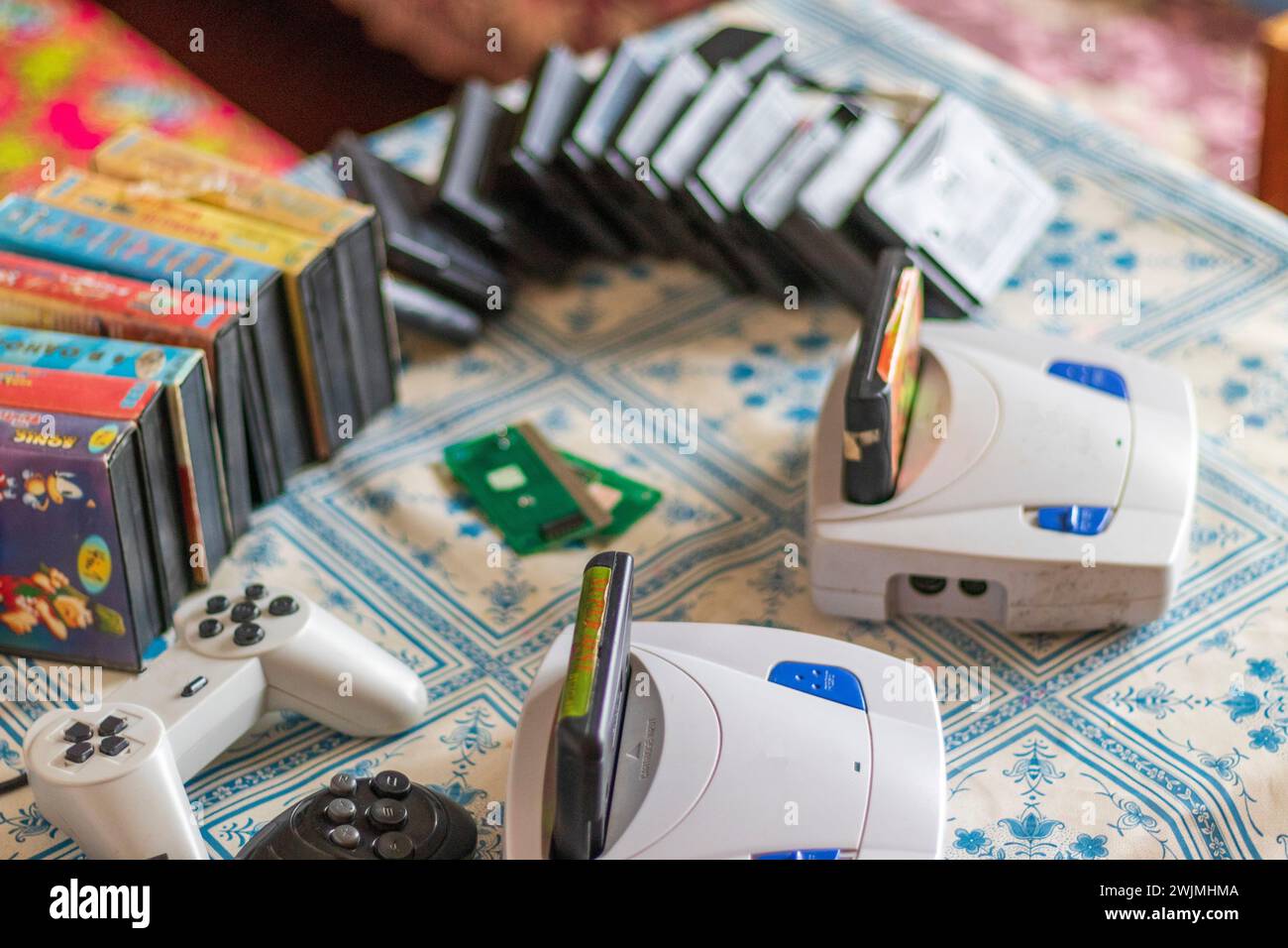 Outdated consoles hi-res stock photography and images - Alamy