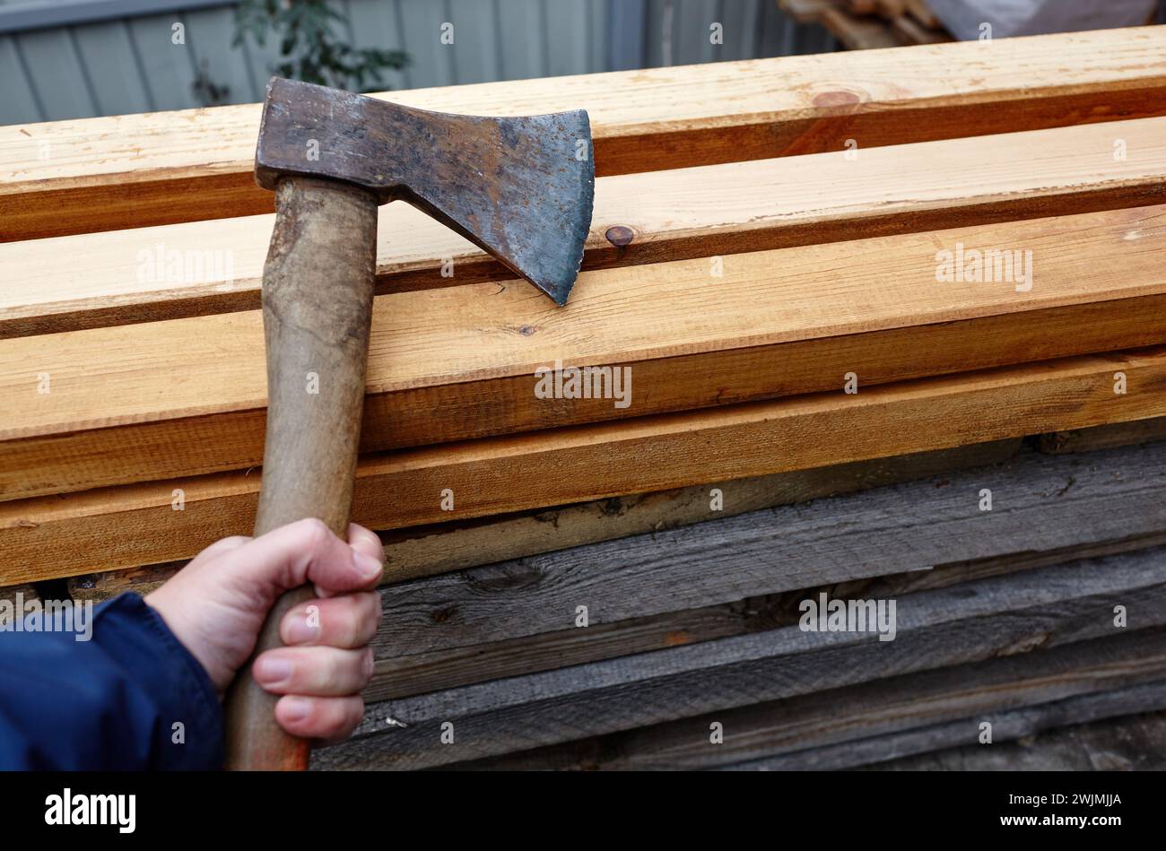 Hand axe hi-res stock photography and images - Alamy