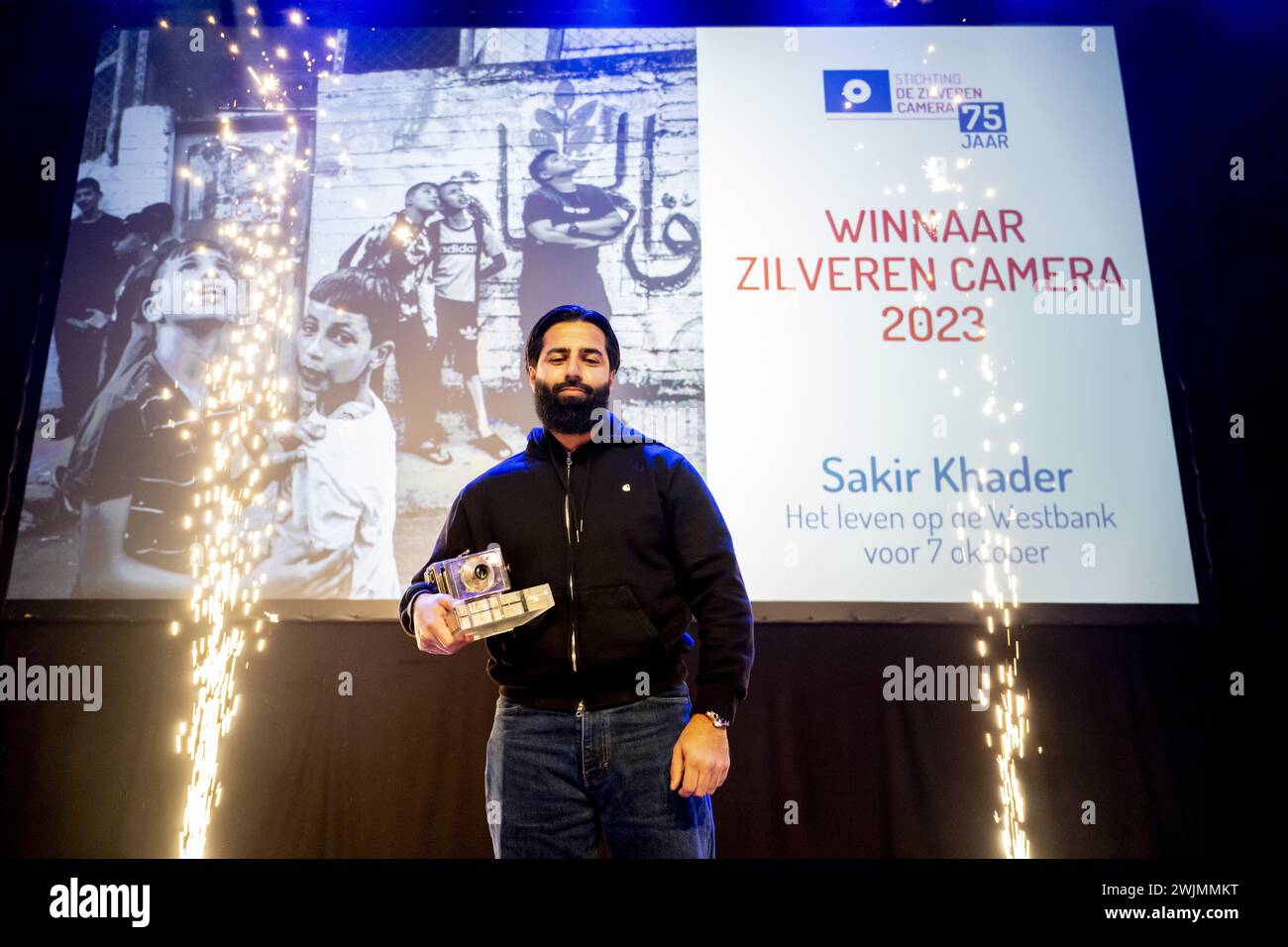 Photojournalism three quarter length hi-res stock photography and ...