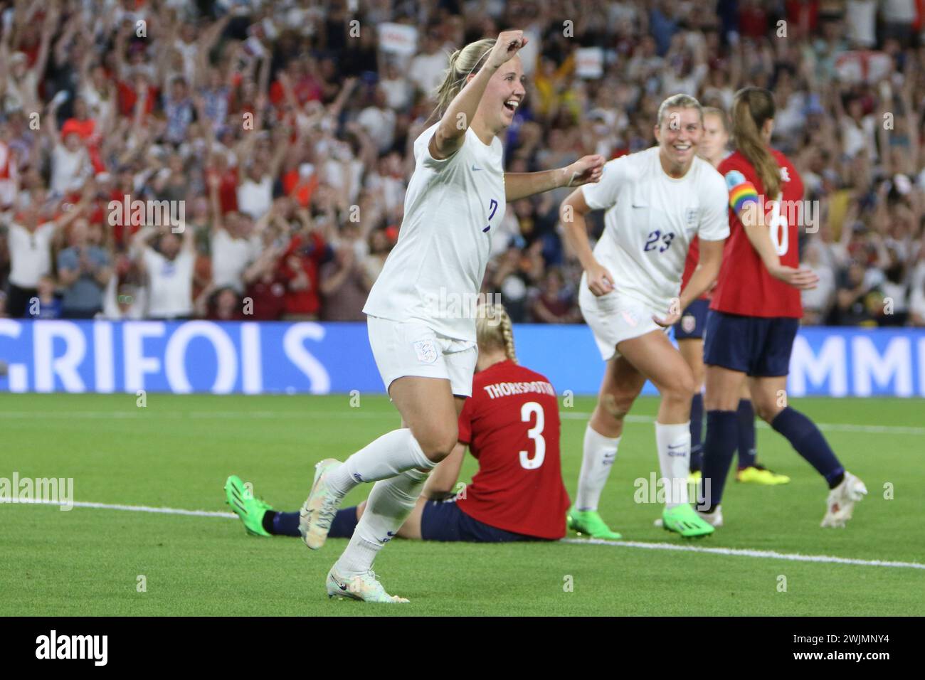 Beth Mead celebrates goal England v Norway UEFA Womens Euro Brighton ...