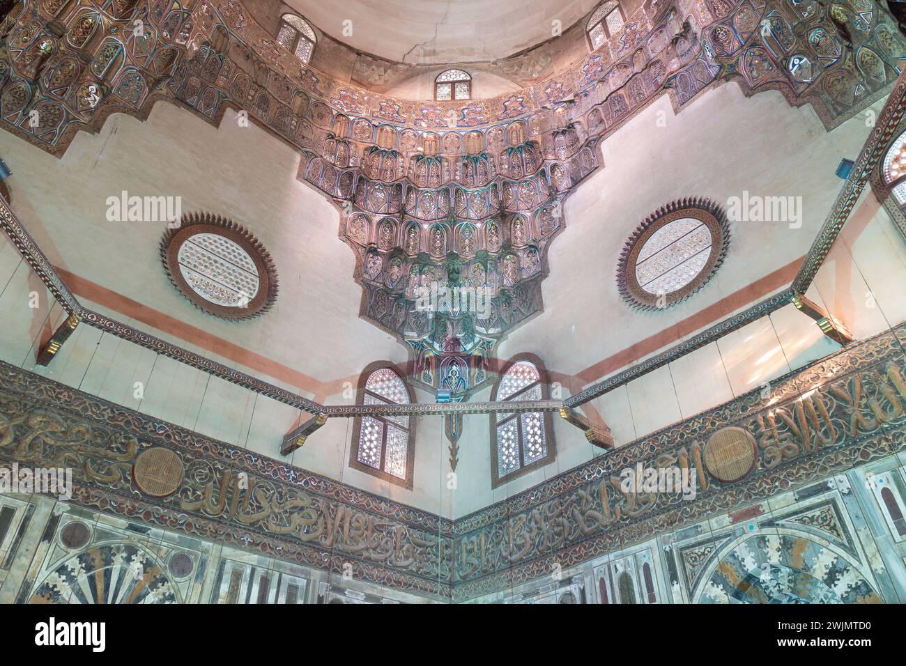 Dome inside design of Sultan Hassan Mosque-Madrasa Stock Photo - Alamy