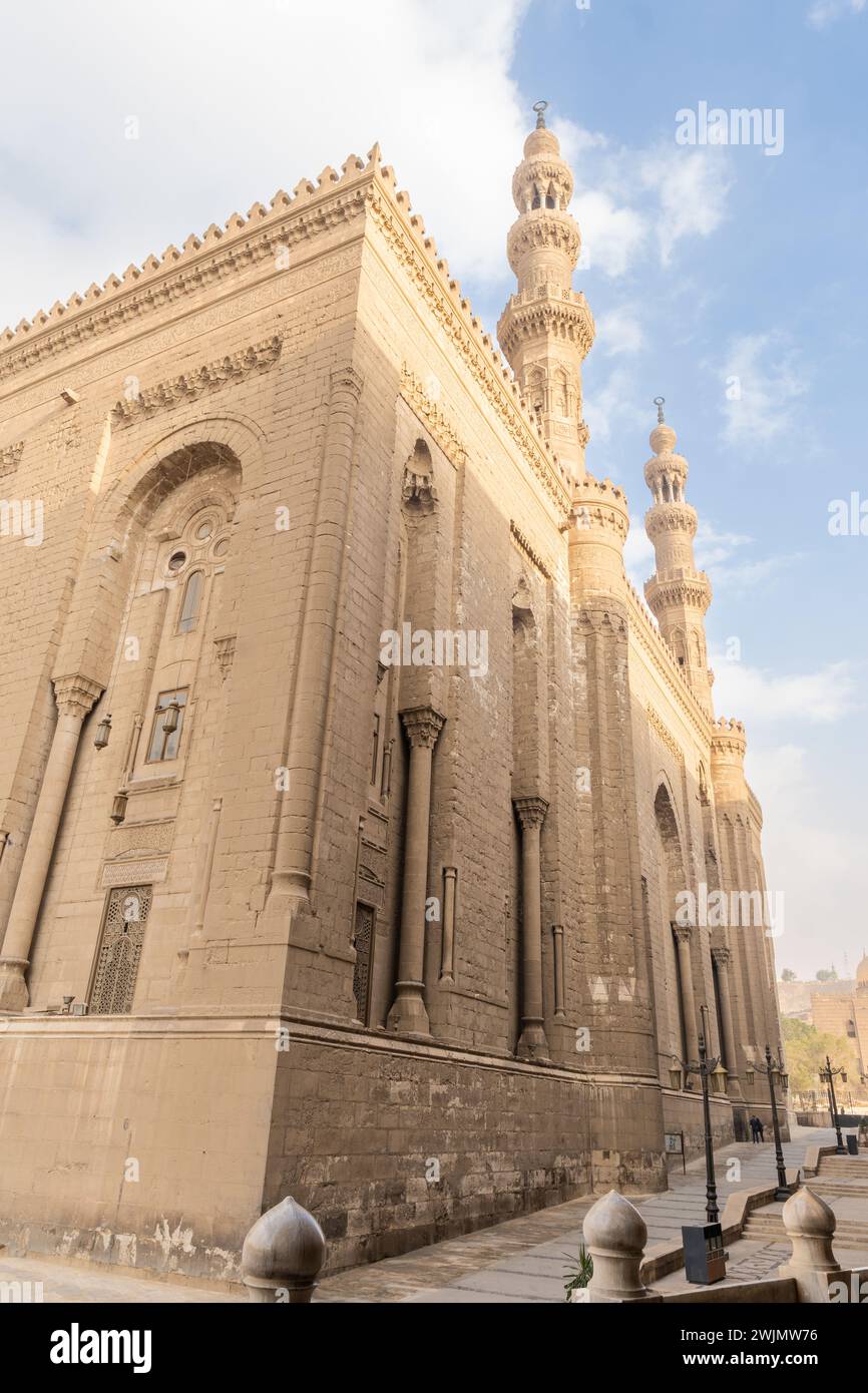 Al Rifai Mosque side view Dome and minaret Stock Photo - Alamy