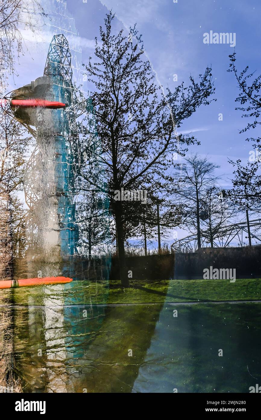 Multiple exposure background Arcelormittal Orbit and London Stadium ...