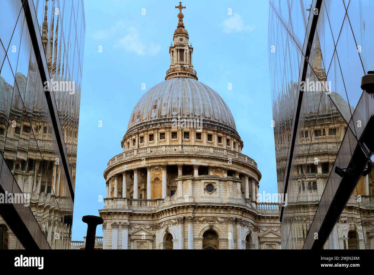 st paul's cathedral famous church in city of london architect sir ...