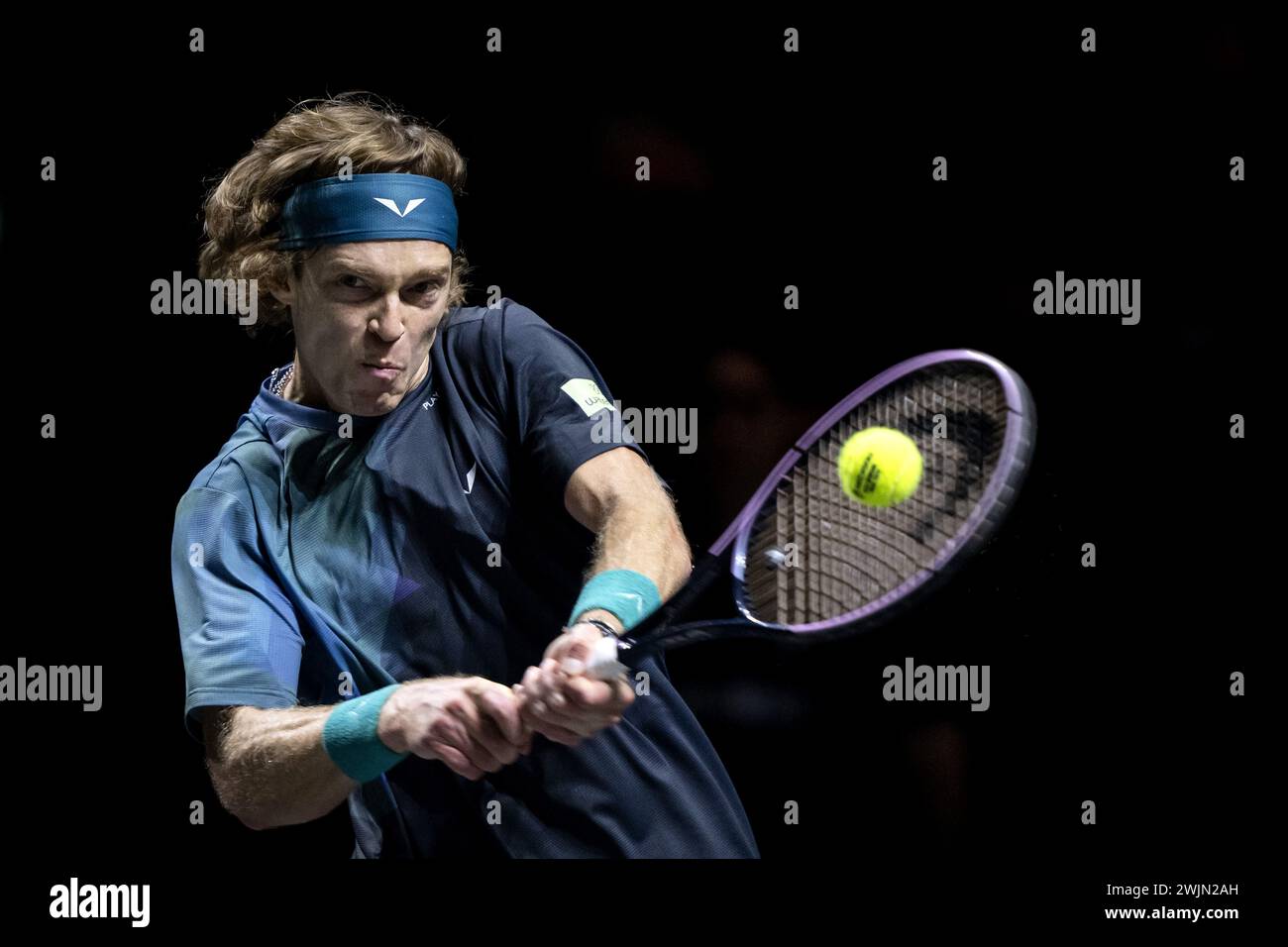 ROTTERDAM - Andrey Rublev (RUS) in action against Alex de Minaur (AUS ...