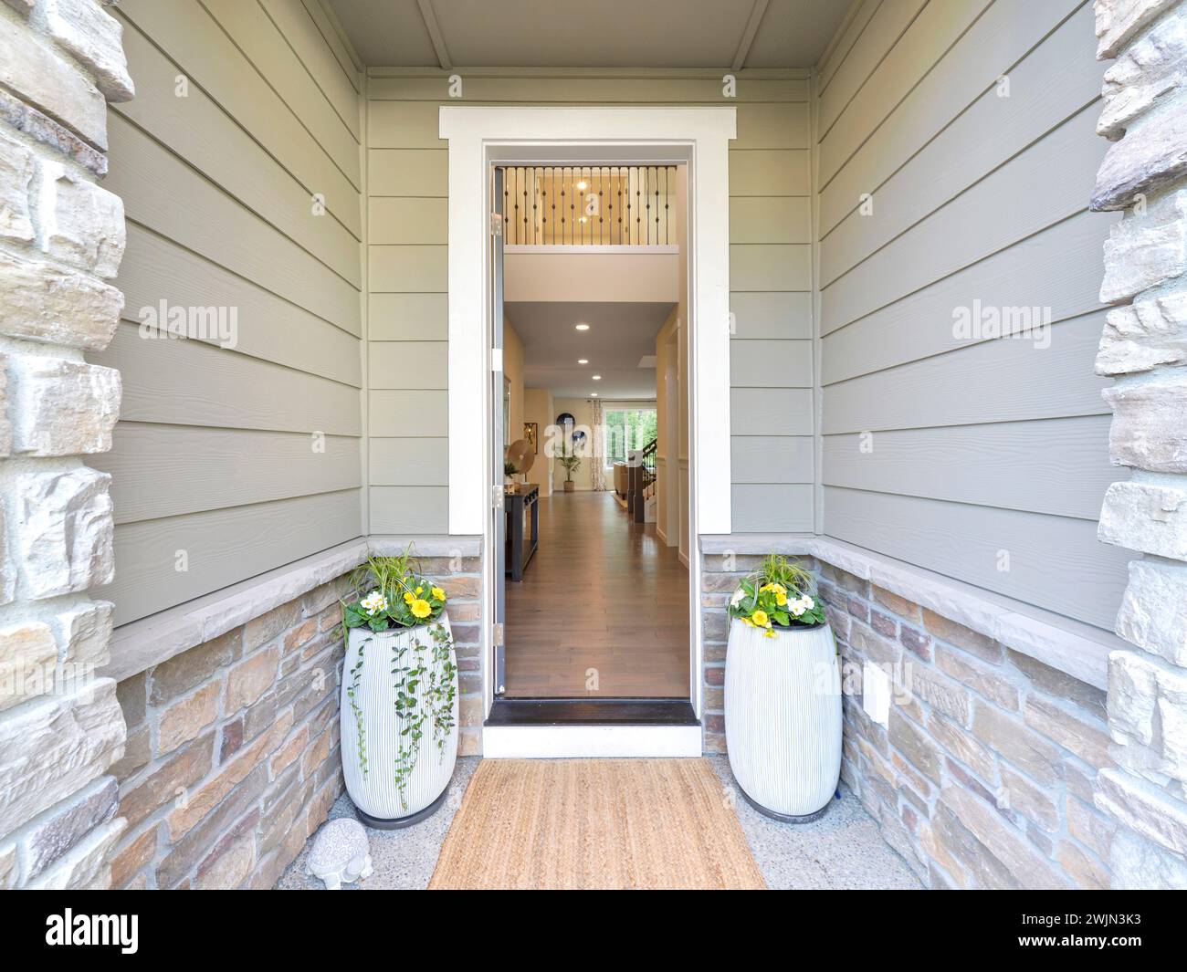 Modern residential front entrance exterior Stock Photo - Alamy