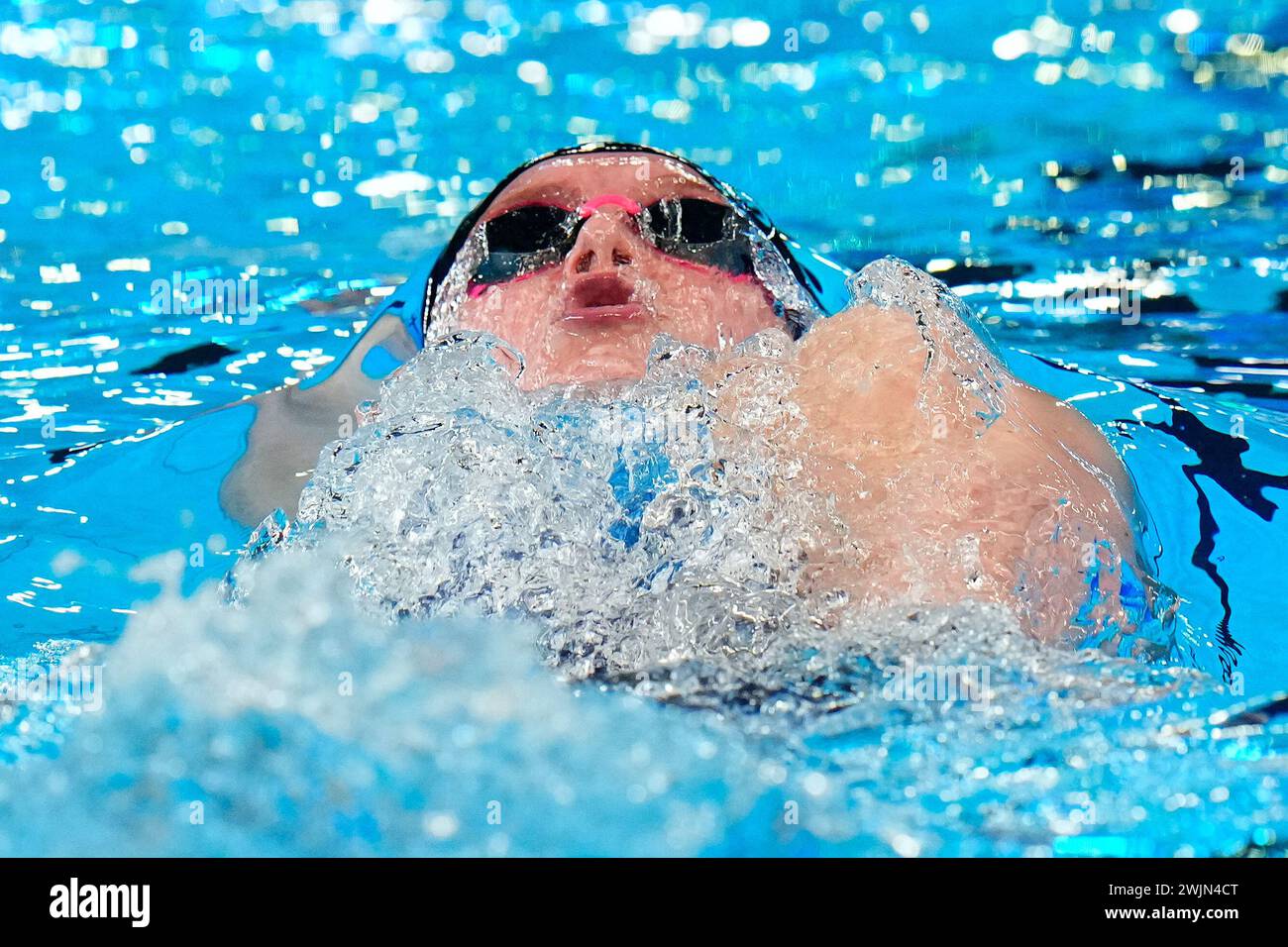 Claire Curzan of the United States competes in the women's 200m ...