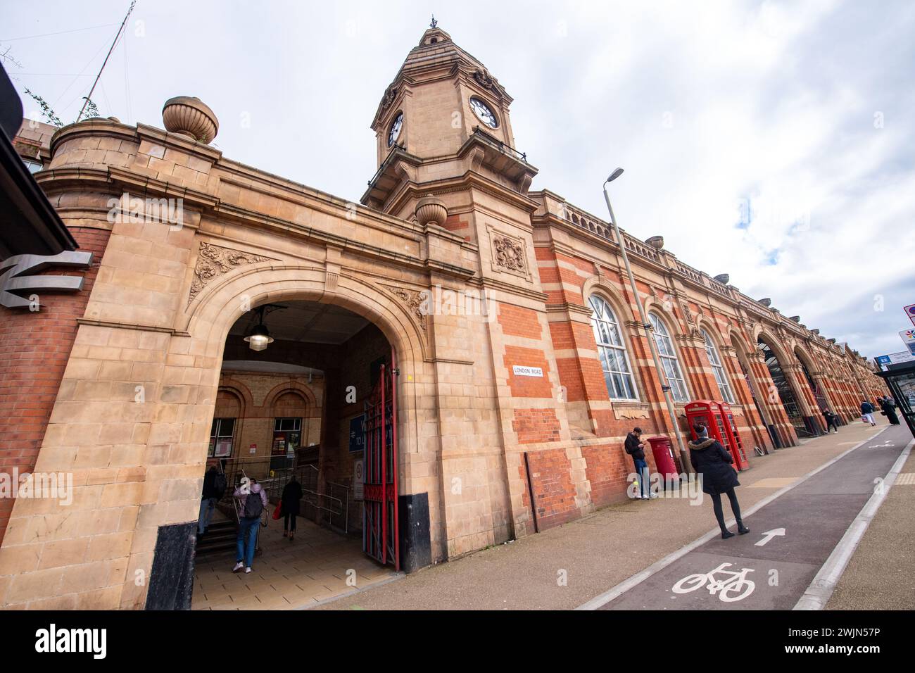 Leicester, Leicestershire, UK. 16th February 2024. Leicester Train ...