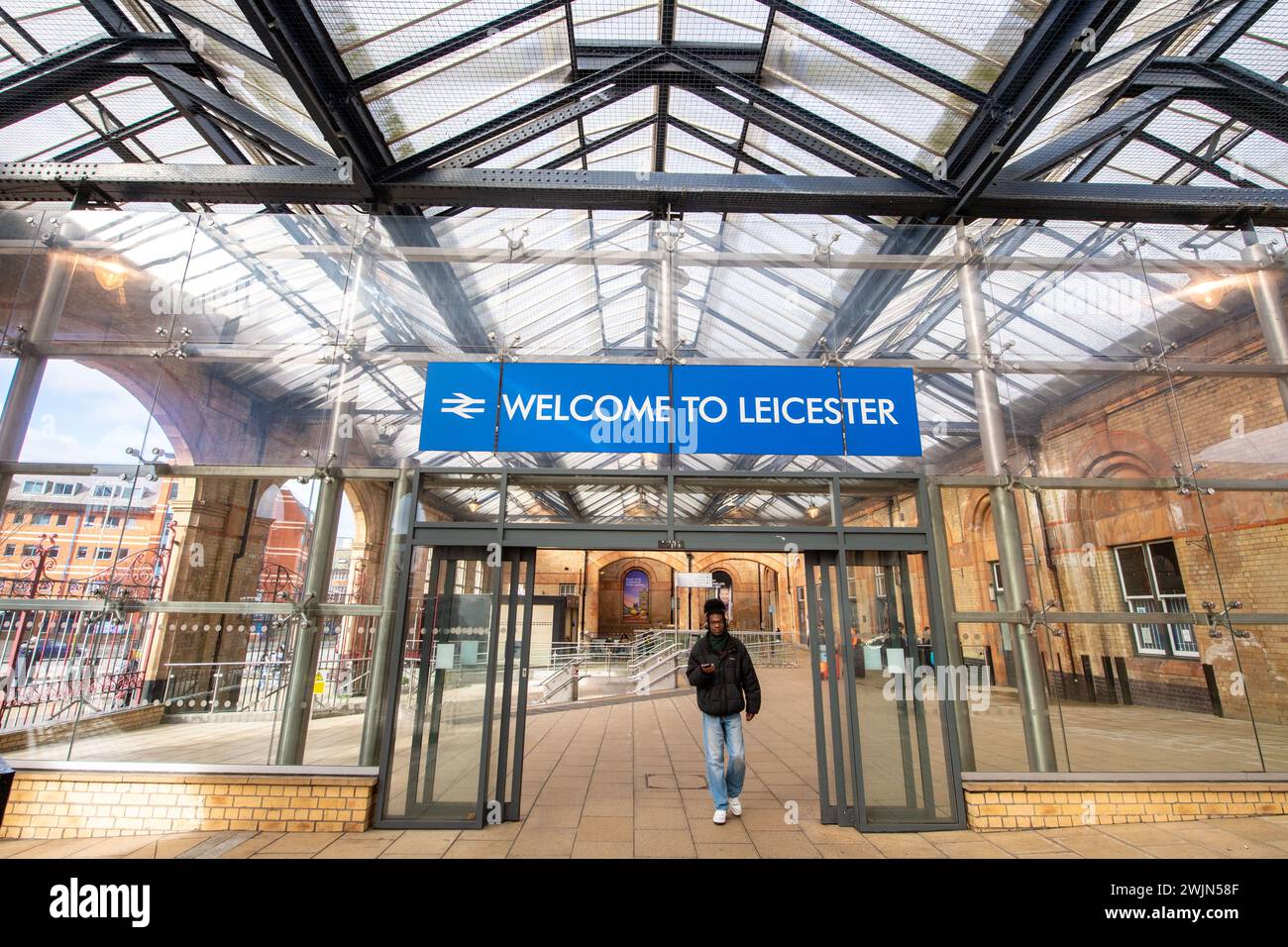 Leicester station hi-res stock photography and images - Alamy