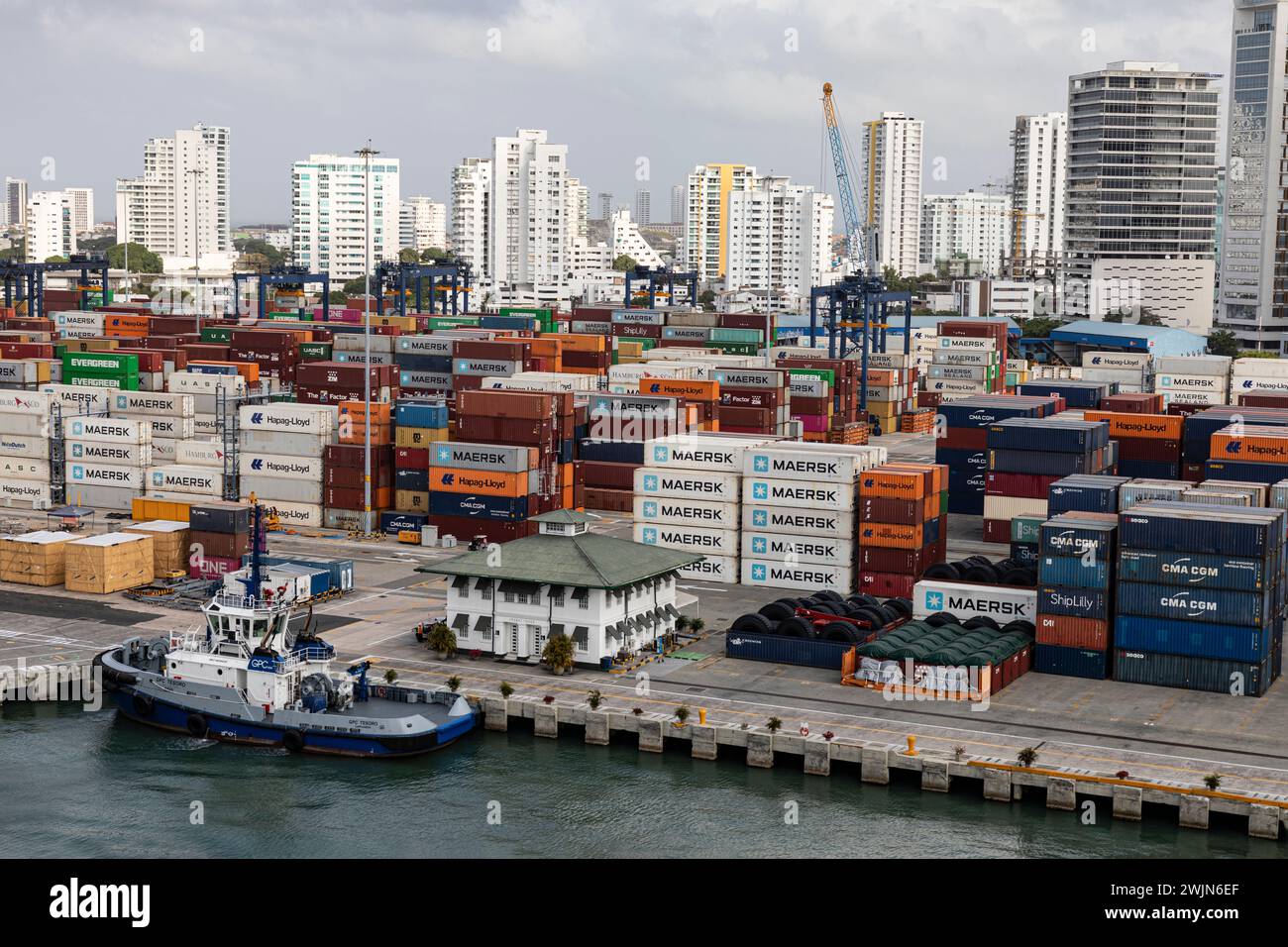 Harbour cartagena colombia south hi-res stock photography and images ...