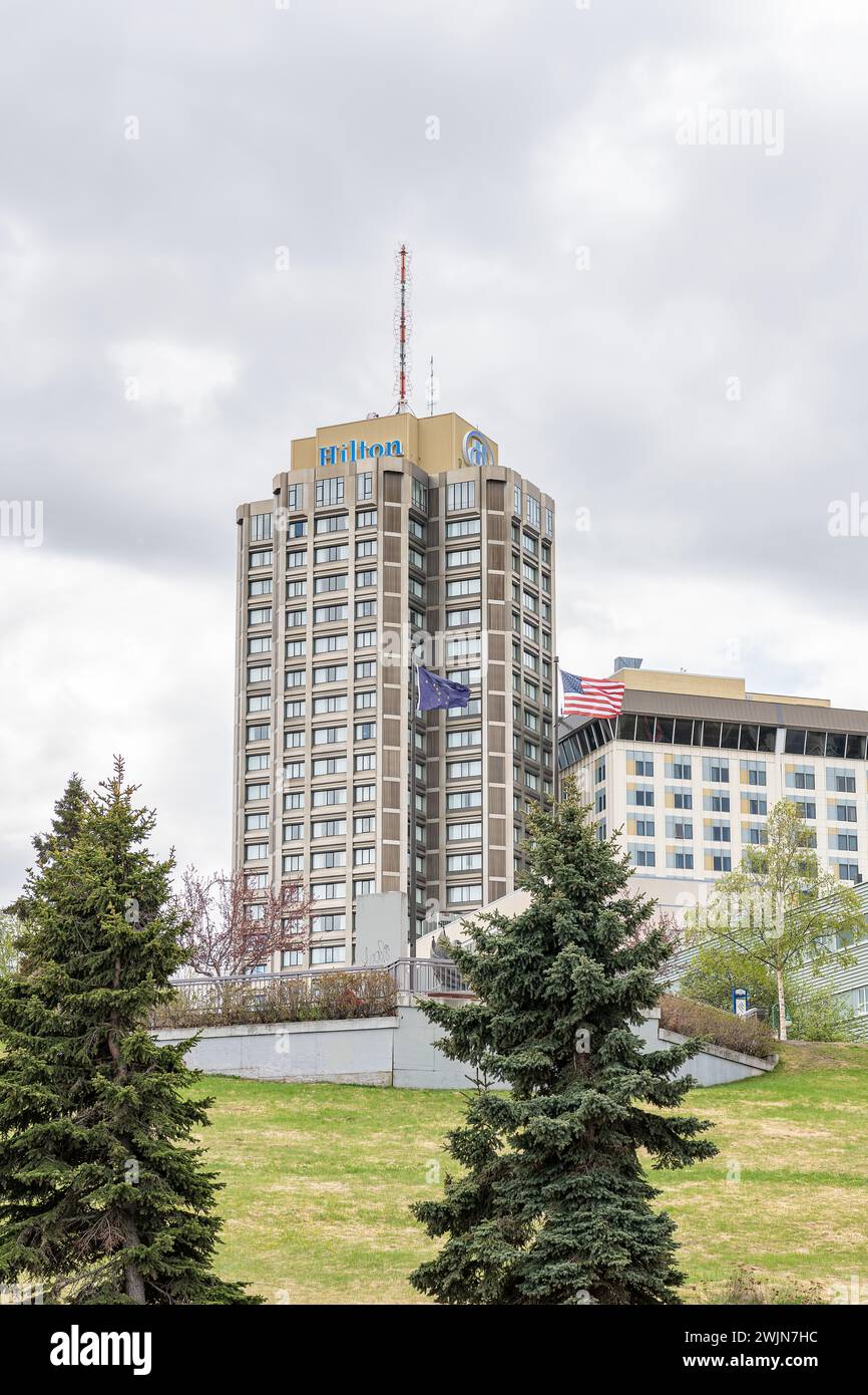 Hilton hotel and american flag hi-res stock photography and images - Alamy