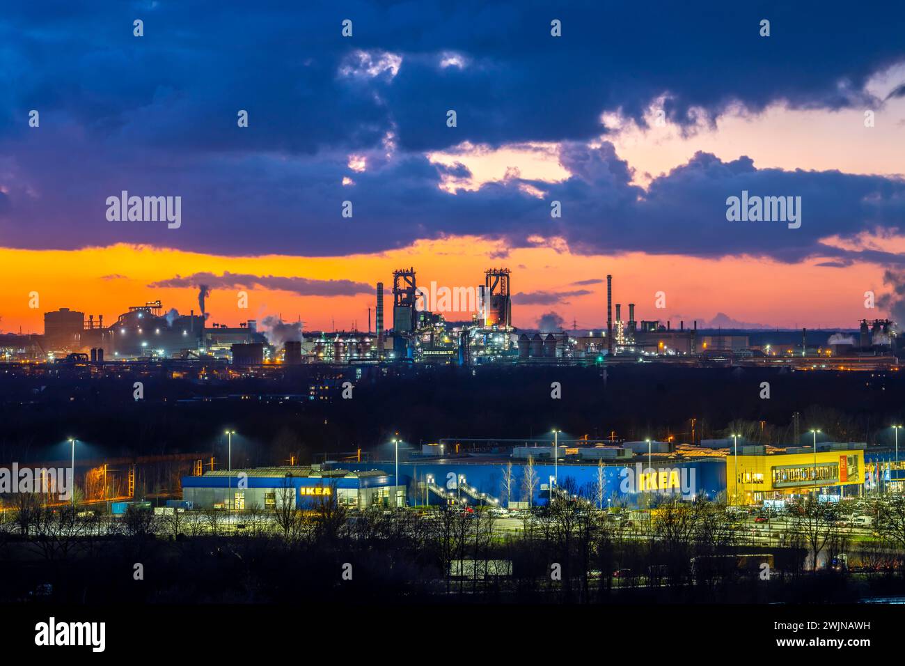 Overview of the location hi-res stock photography and images - Alamy