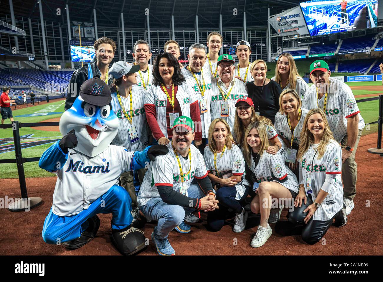 MIAMI, FLORIDA - FEBRUARY 2: Enrique Mazón throwing the first ball ...