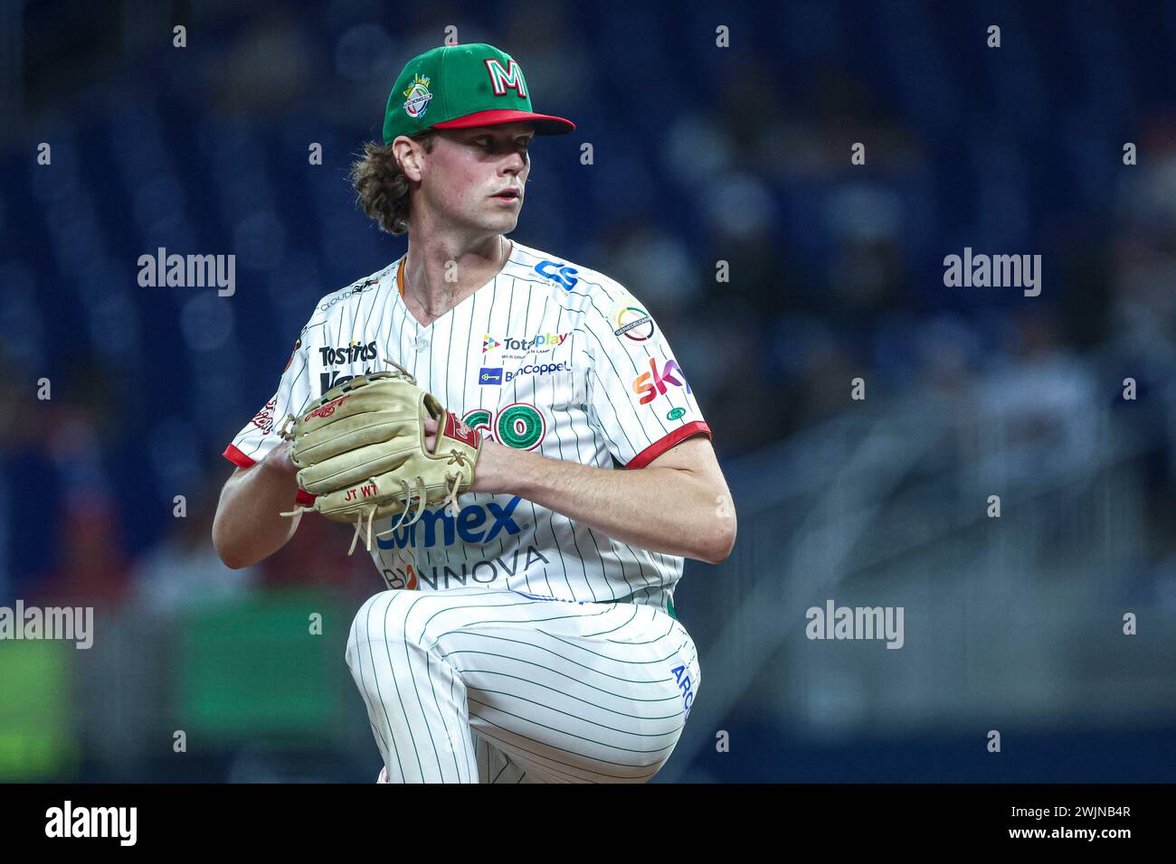 MIAMI, FLORIDA - FEBRUARY 2: Curtis Taylor, pitcher Naranjeros de ...