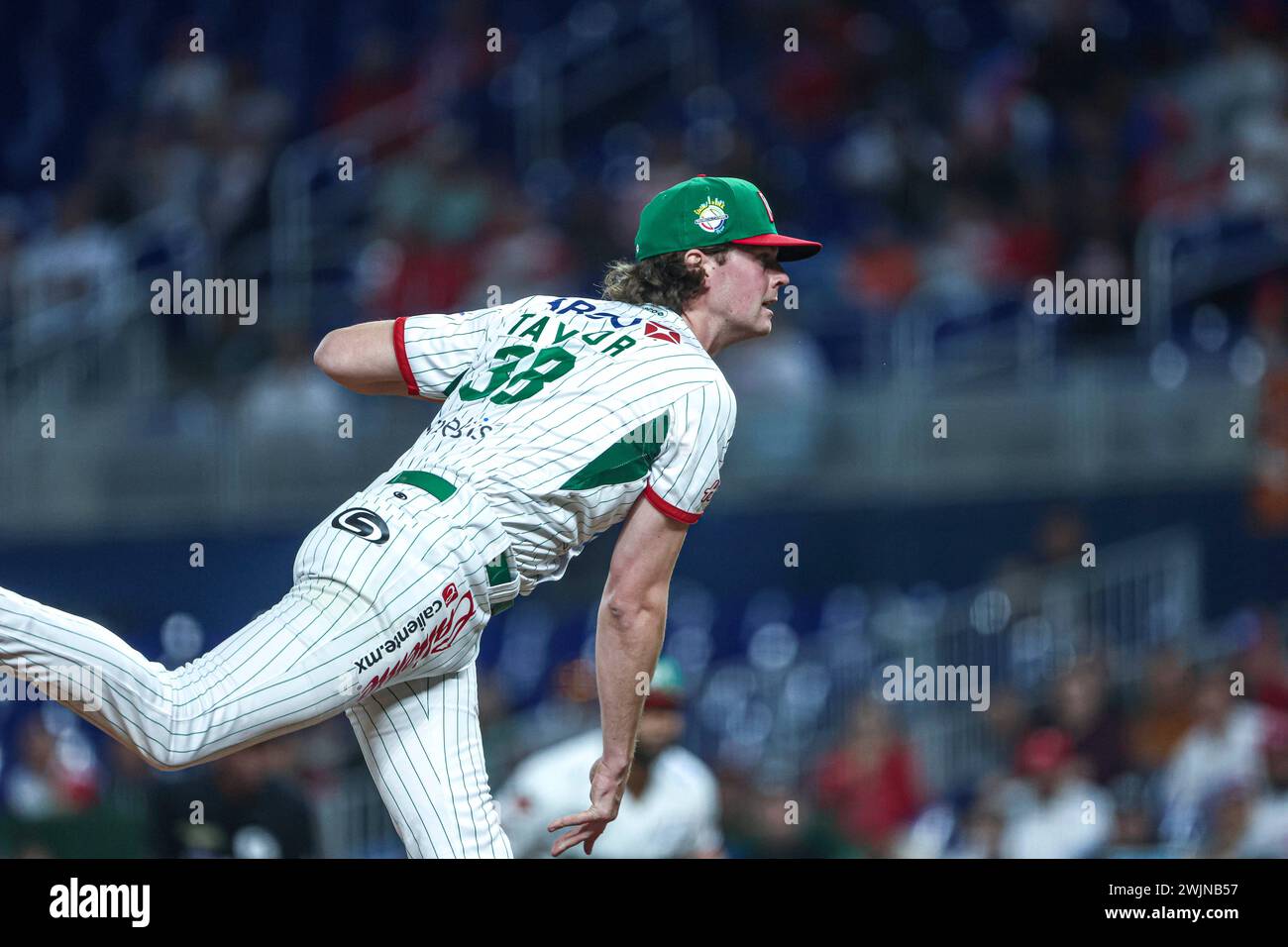 MIAMI, FLORIDA - FEBRUARY 2: Curtis Taylor, pitcher Naranjeros de ...