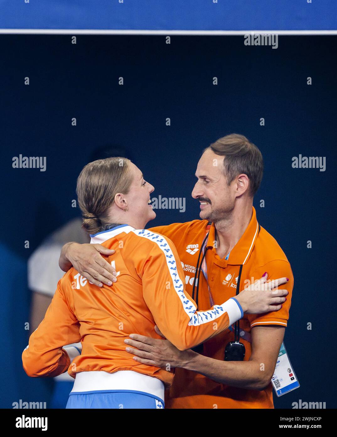 DOHA - Marrit Steenbergen with coach Patrick Pearson during the ...
