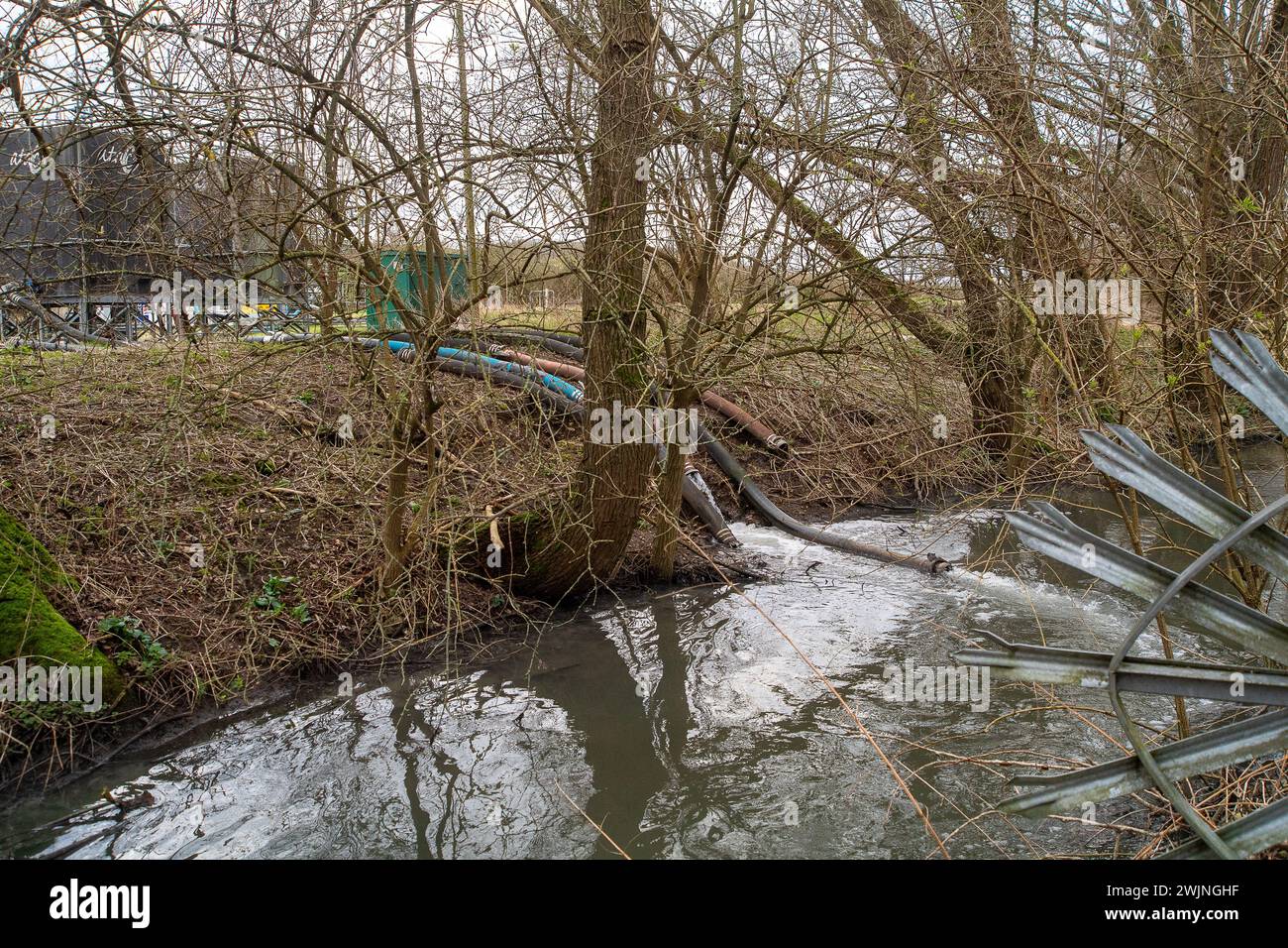 Uk sewage pipes in rivers hi-res stock photography and images - Alamy