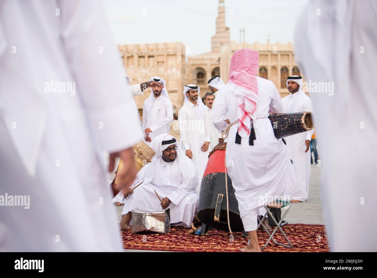 Qatari traditional dance hi-res stock photography and images - Alamy