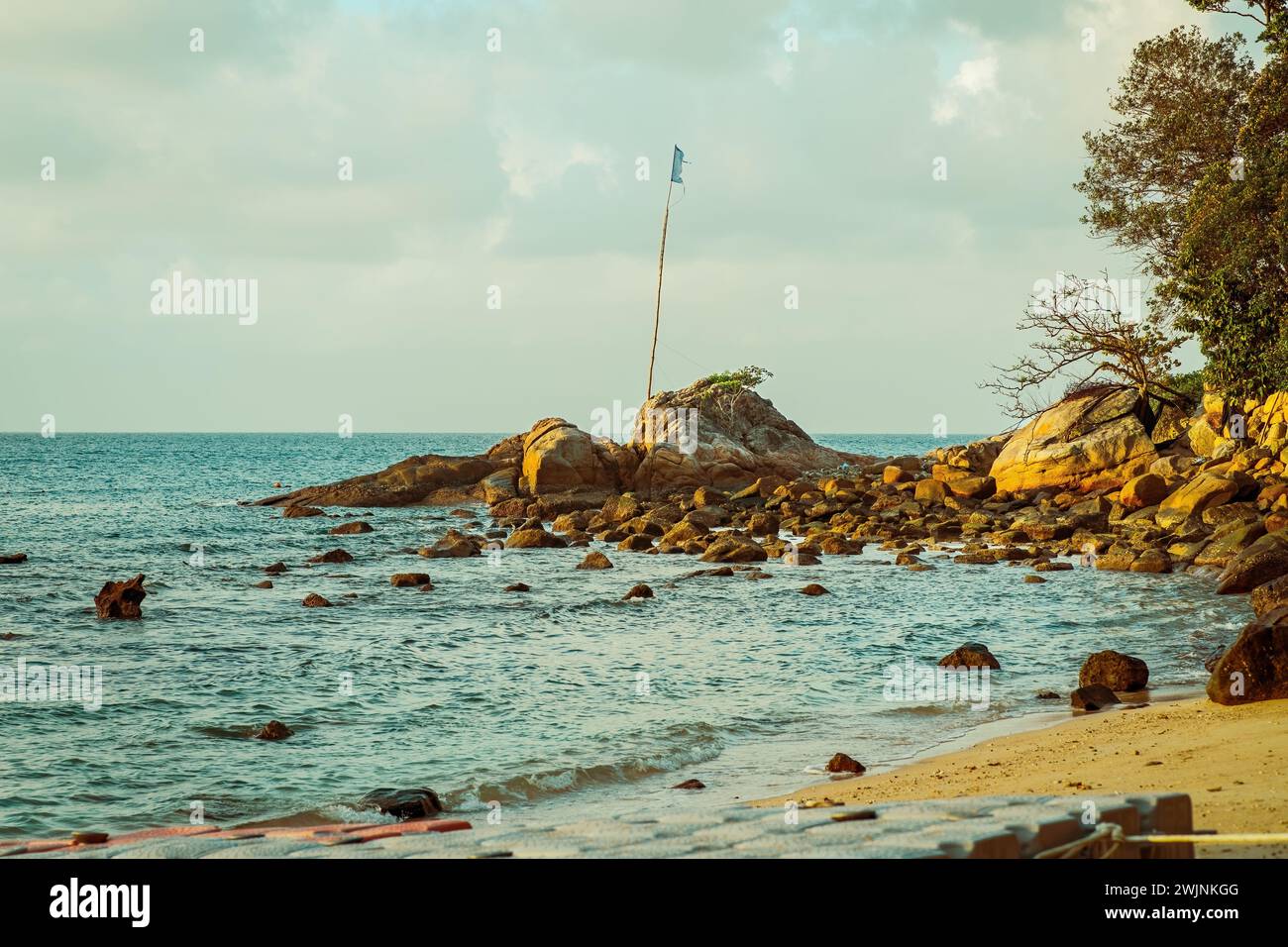 Malaysian rock hi-res stock photography and images - Alamy