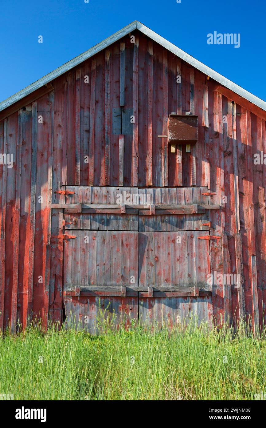 Barn, Ladd Marsh Wildlife Area, Oregon Stock Photo - Alamy