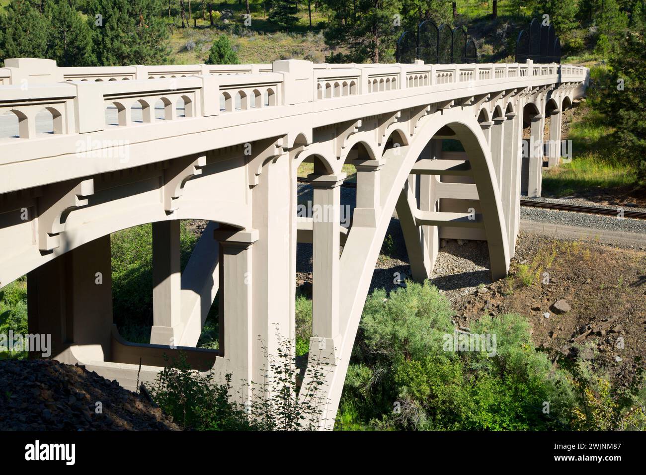 Upper perry arch bridge hi-res stock photography and images - Alamy