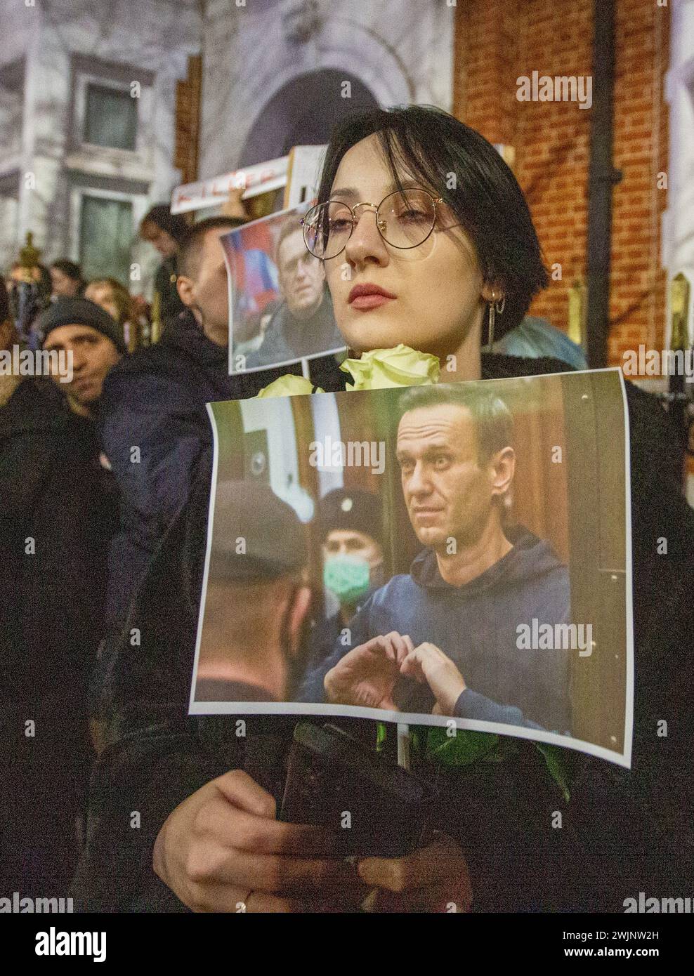 London, England, UK. 16th Feb, 2024. Hundreds of activists hold a vigil ...