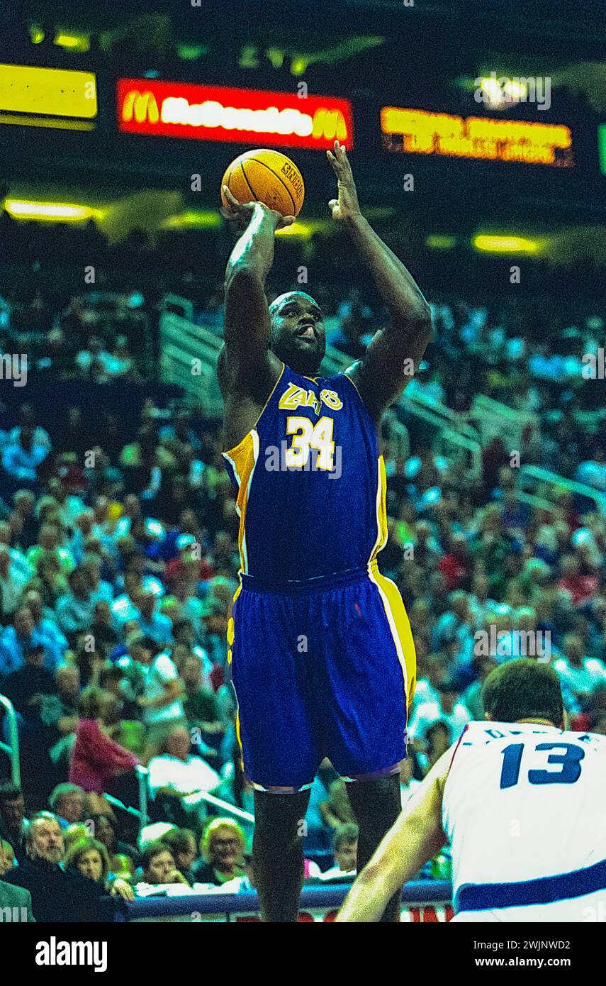 Shaquille o'neal lakers 1999 hi-res stock photography and images - Alamy